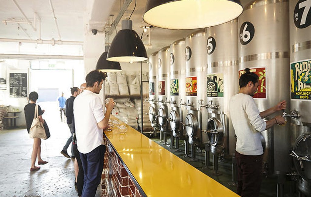 Industrial Unit To Let in Hackney, E9 5EN (00008687)