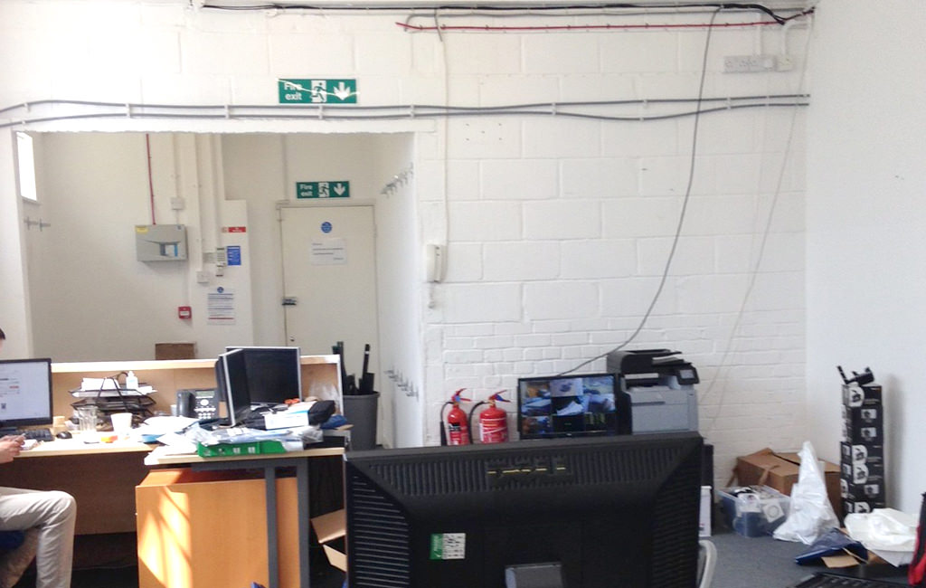 Industrial Unit To Let in Hackney, E9 5EN (00008687)