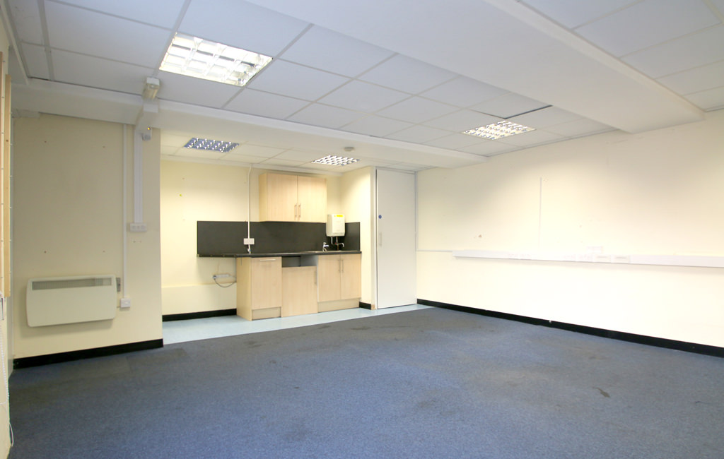 Office To Let in Clerkenwell, EC1R 0DU (00007667q)