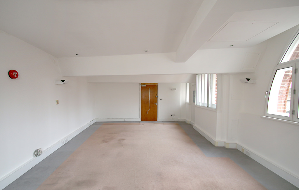 Office To Let in Southwark, SE1 1NH (00008267)